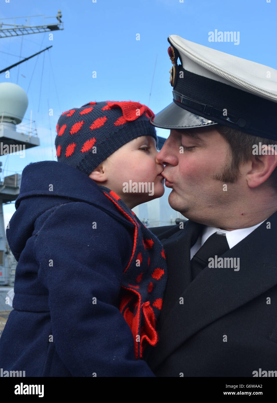 Petty officer caterer stephen ponsford hi-res stock photography and ... Petty officer caterer stephen ponsford hi-res stock photography and ...
