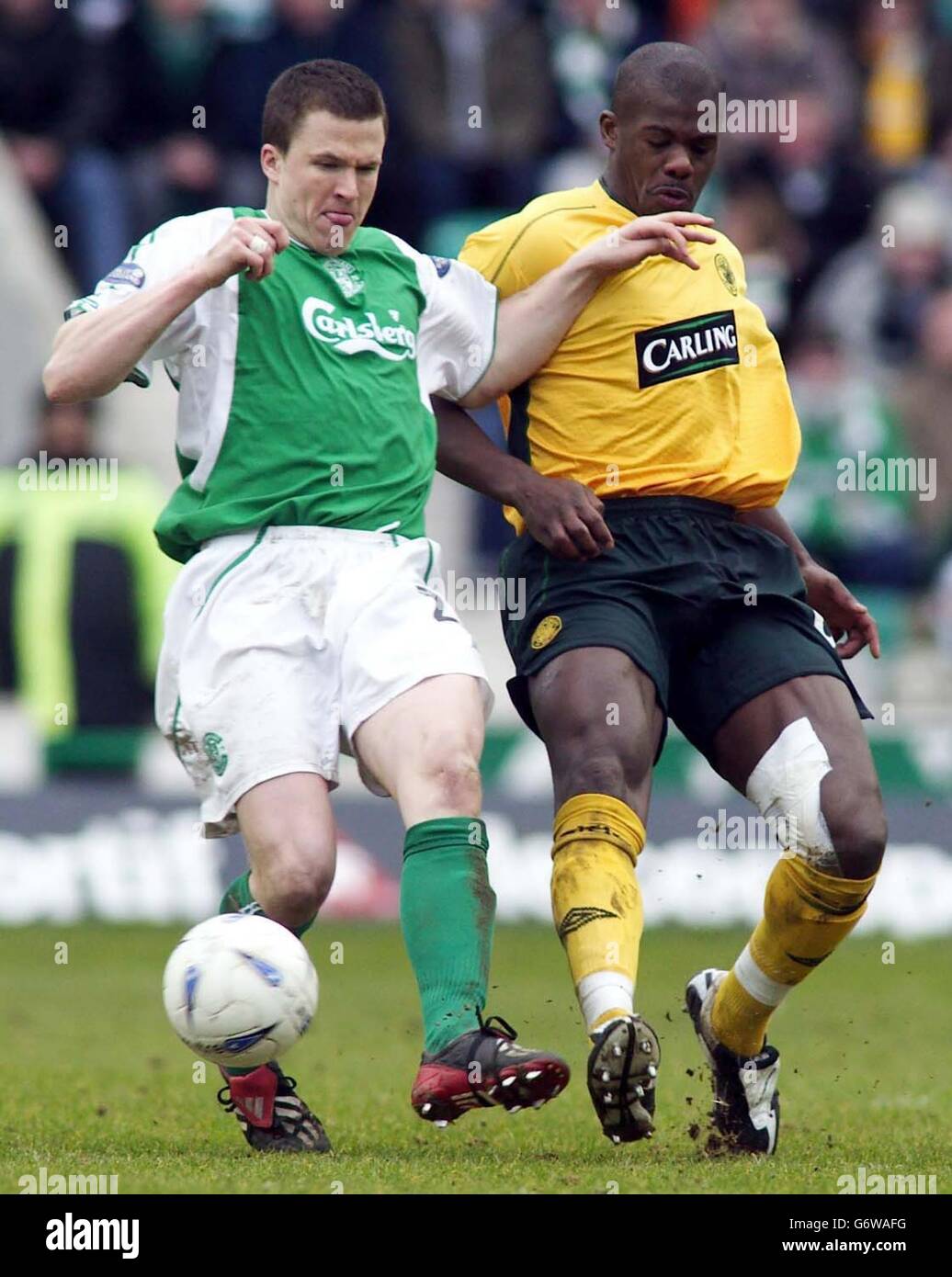 Bobo Balde of Celtic (right) with Hibernian's Garry Caldwell during the ...