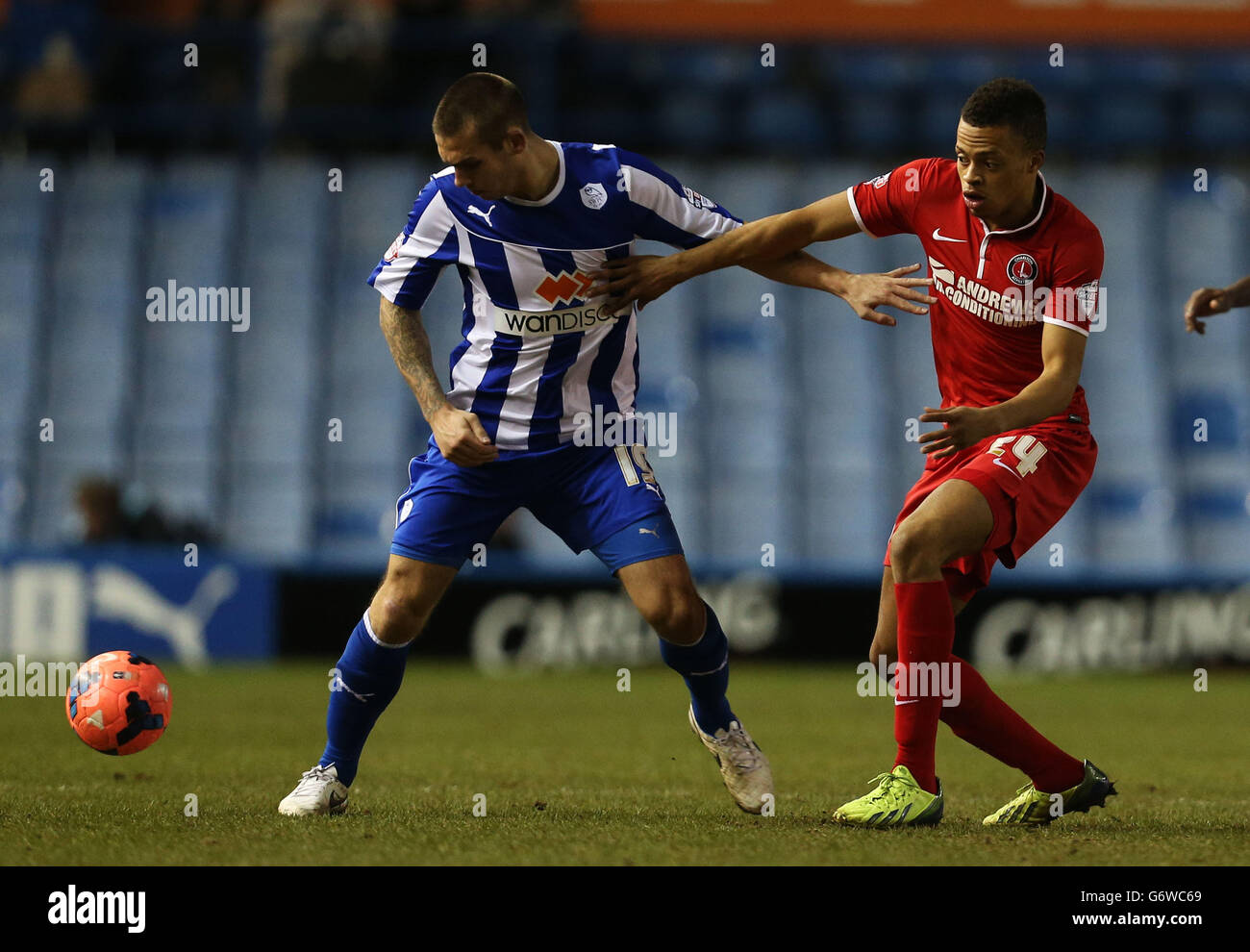Charlton Athletic's Jordan Cousins and Sheffield Wednesday's Joe ...