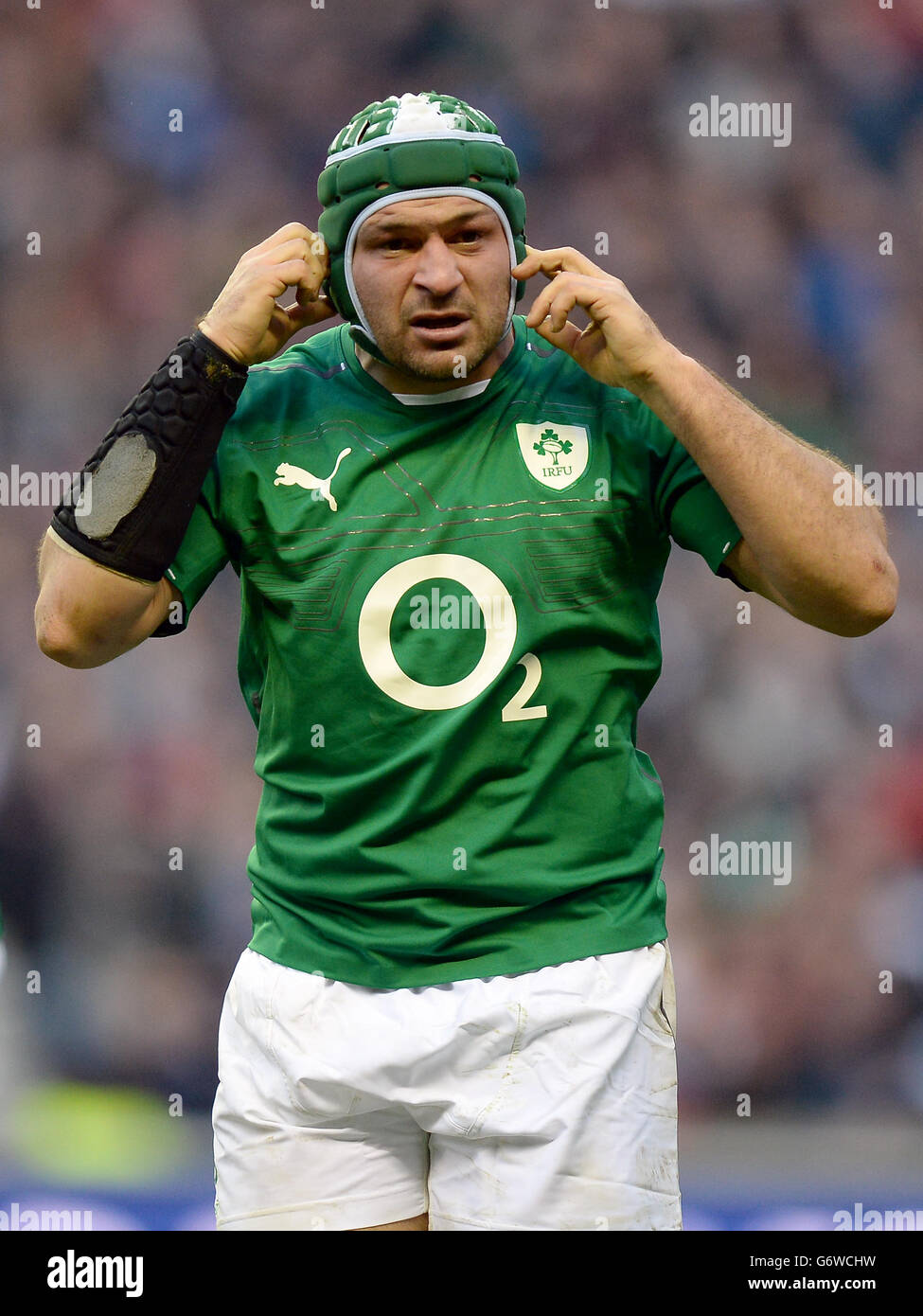 Rory best scrum hi-res stock photography and images - Alamy