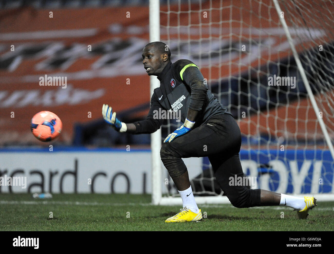 Charlton athletic goalkeeper yohann thuram hi-res stock photography and ...