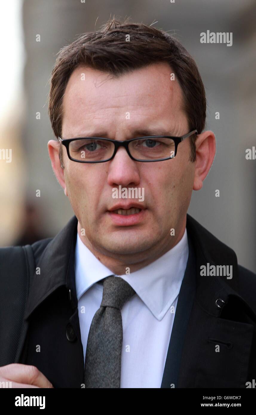 Former News of the World Editor Andy Coulson arrives at the Old Bailey ...