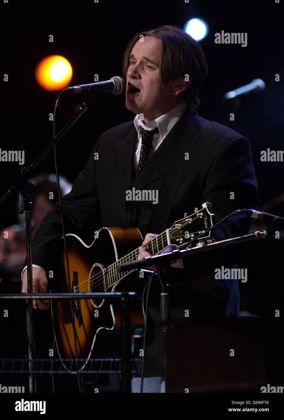 Performs teenage cancer trust gig royal albert hall hi-res stock ...