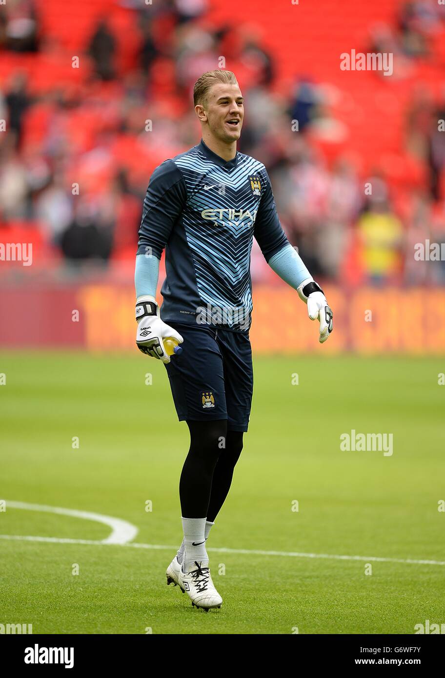 Manchester citys goalkeeper joe hart hi-res stock photography and ...
