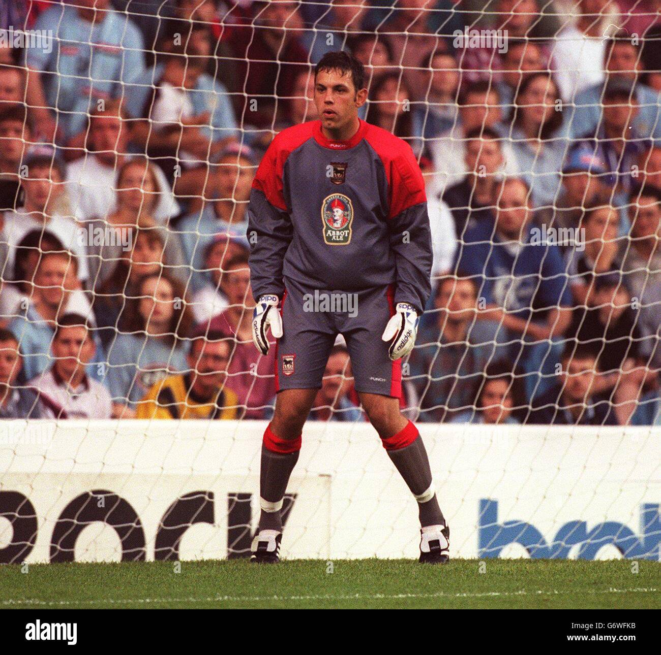 Richard wright manchester city hi-res stock photography and images - Alamy