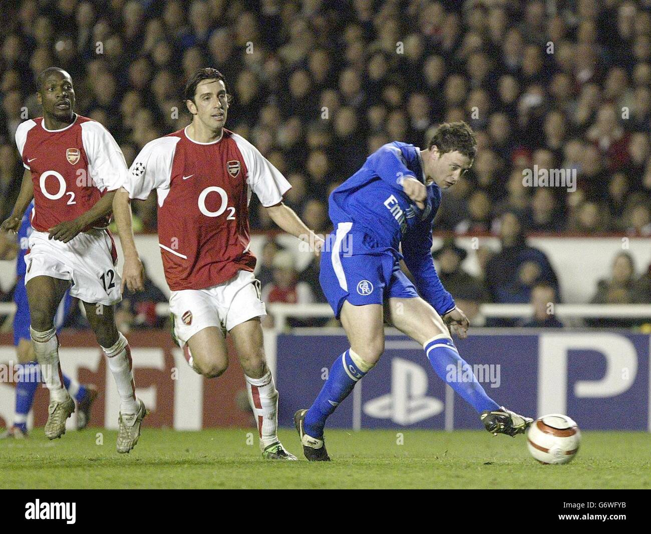 Football action wayne bridge hi-res stock photography and images - Alamy