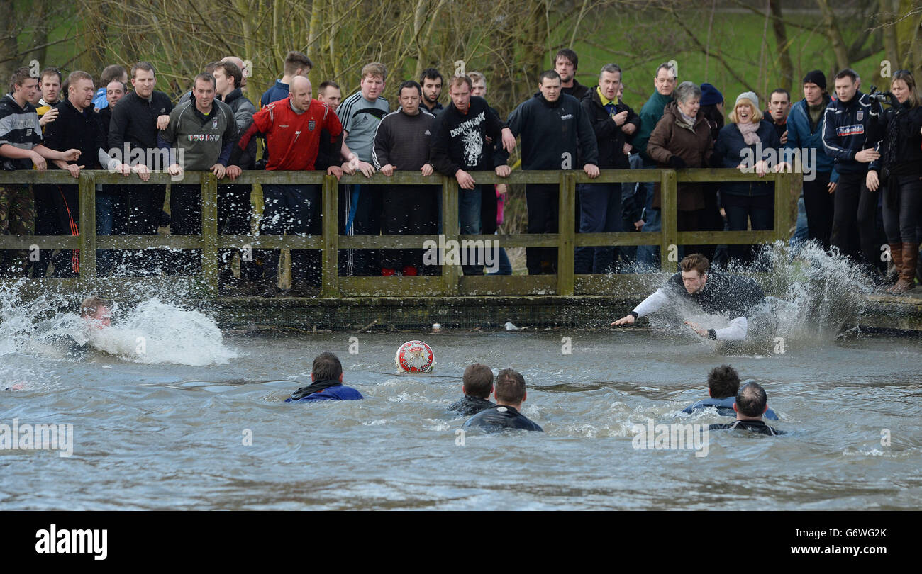 News social football hi-res stock photography and images - Alamy