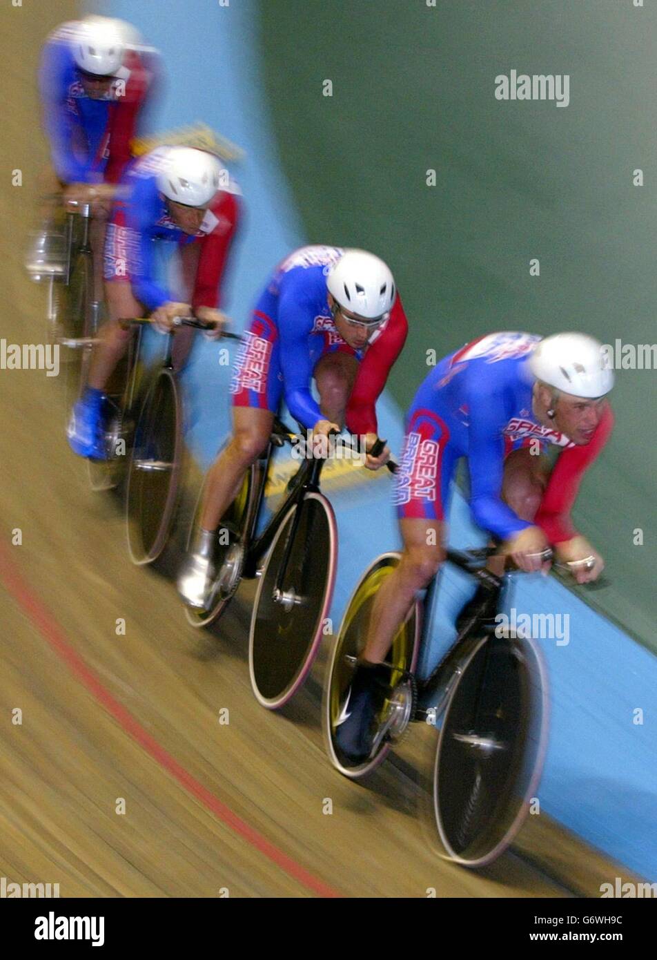 Mens professional cycling hi-res stock photography and images - Alamy