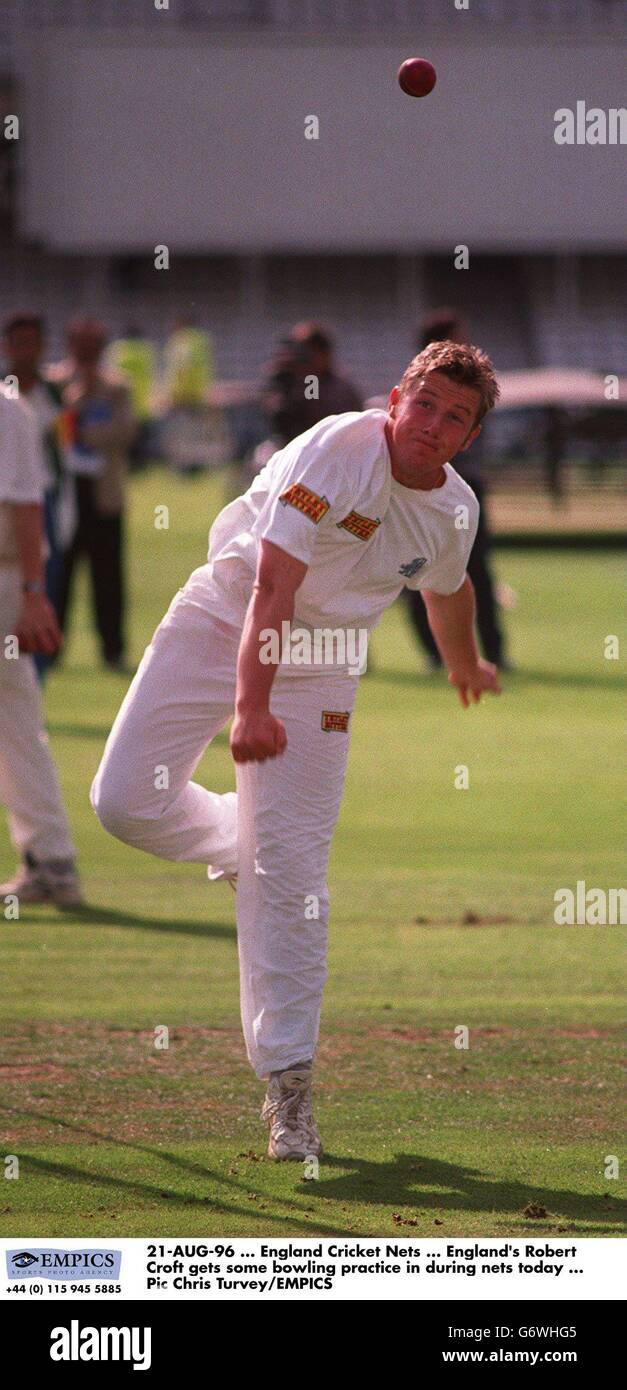 Cricket nets hi-res stock photography and images - Alamy