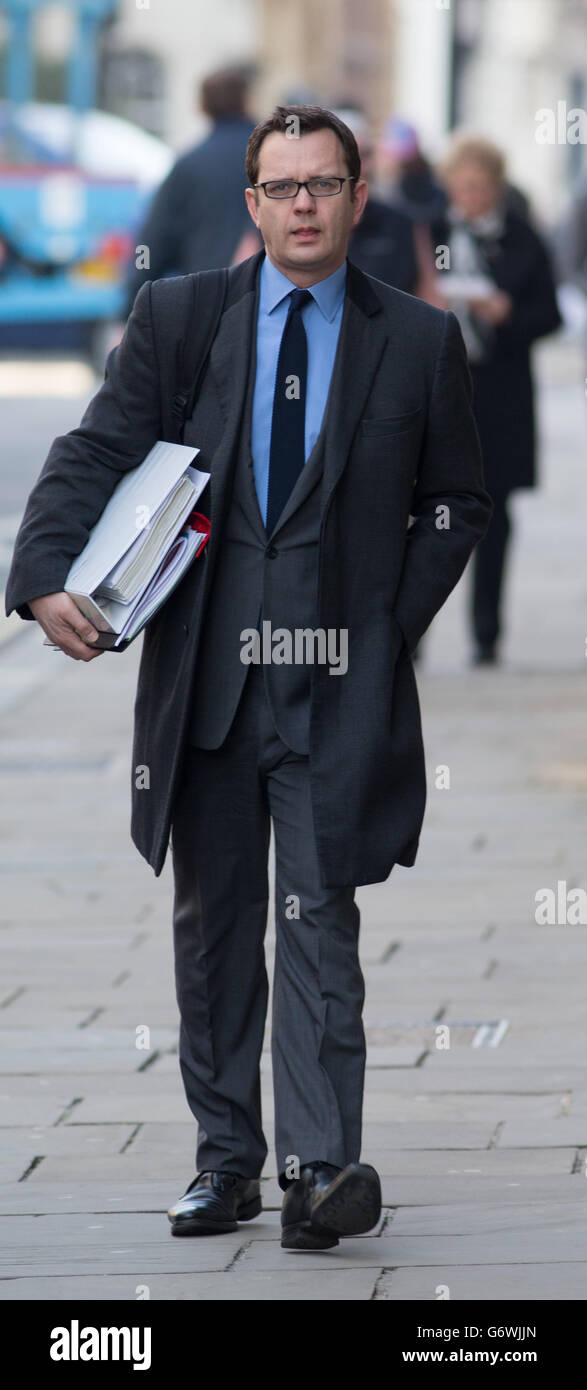 Former News of the World editor Andy Coulson arrives at the Old Bailey ...