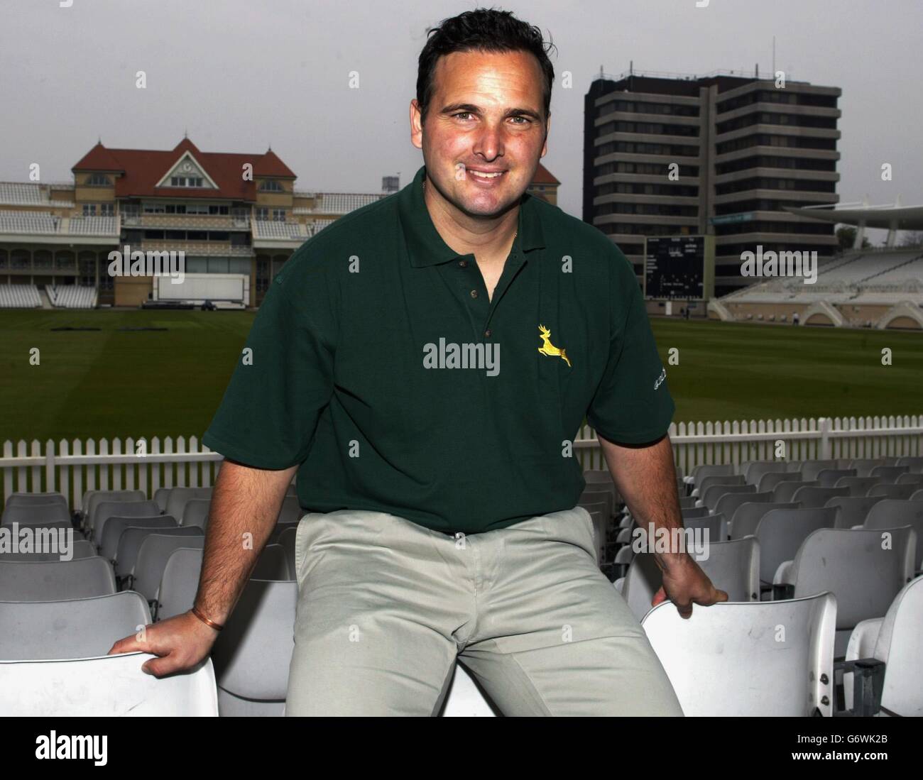 Cricket ealham hi-res stock photography and images - Alamy