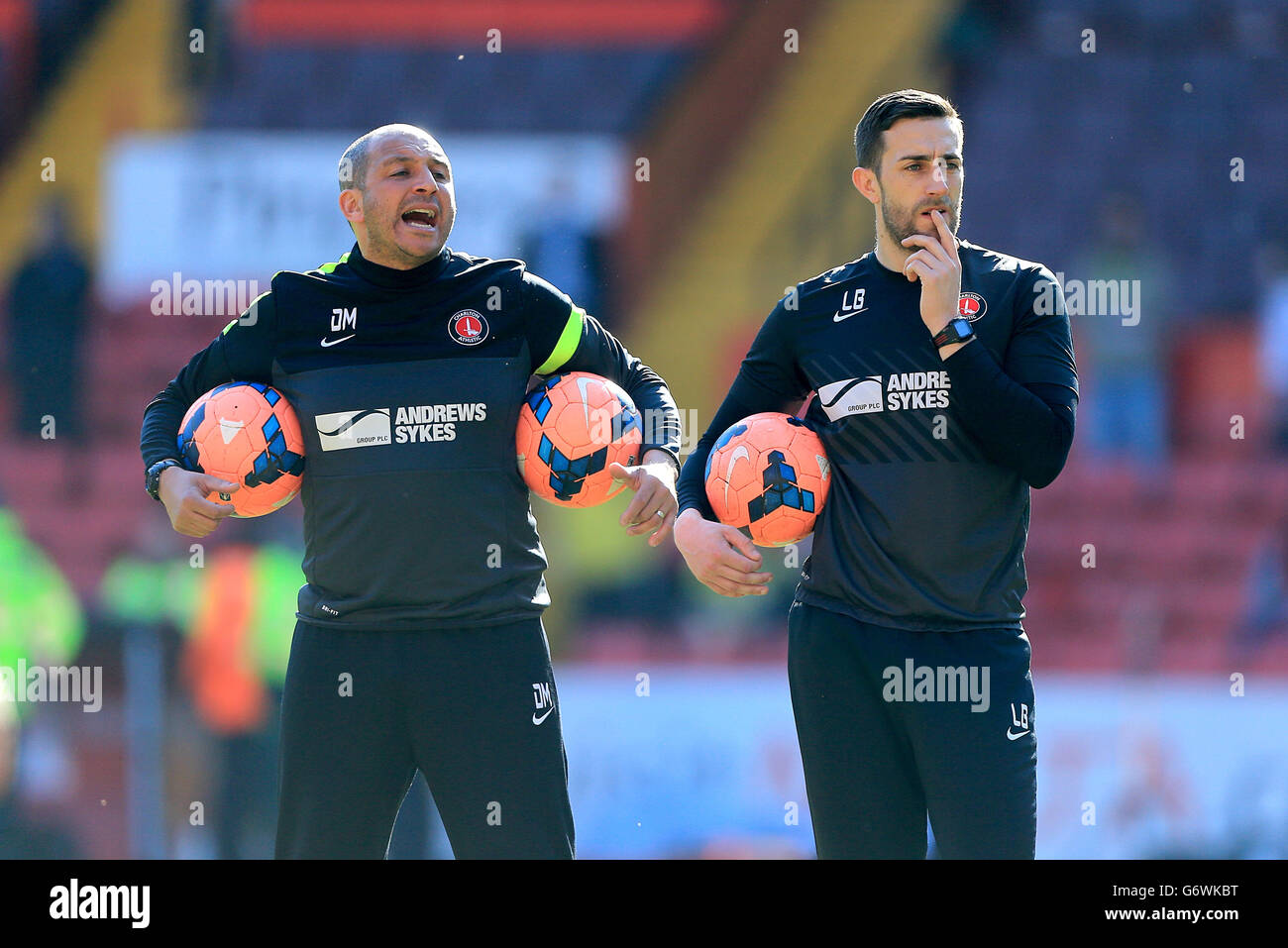 Charlton athletic first team coach damian matthew right hi-res stock ...