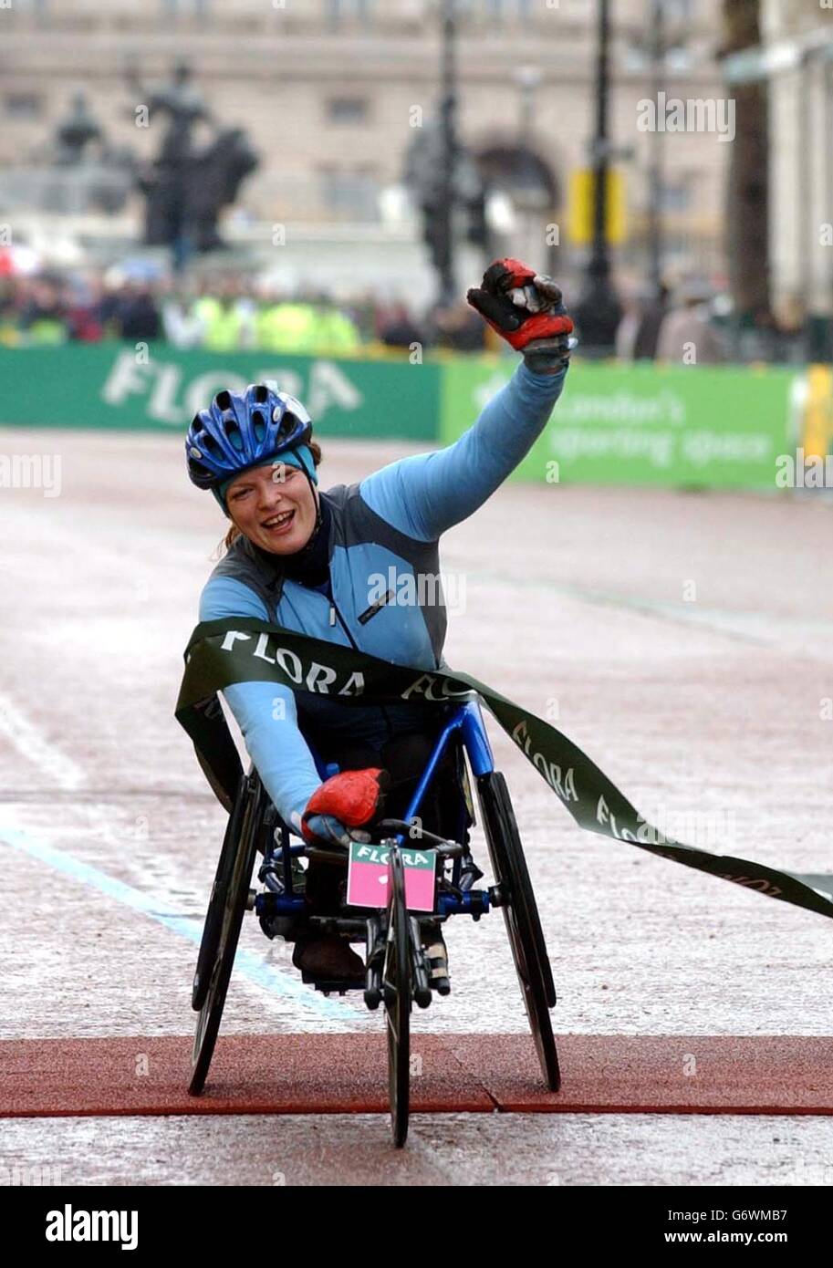 London Marathon 2004 Stock Photo - Alamy