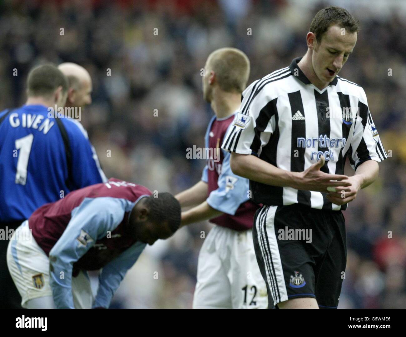 Newcastle United's Andy O'Brien is sent off by referee Barry Knight ...
