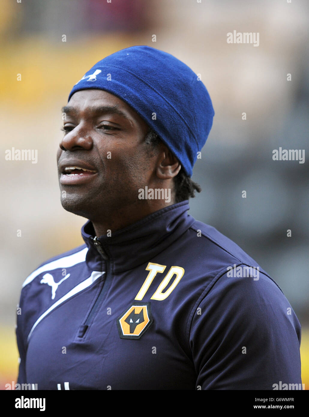 Tony daley wolves hi-res stock photography and images - Alamy