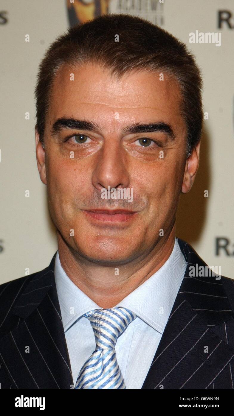 Chris Noth Yellow Teeth Chris Noth Says It's "not Impossible"