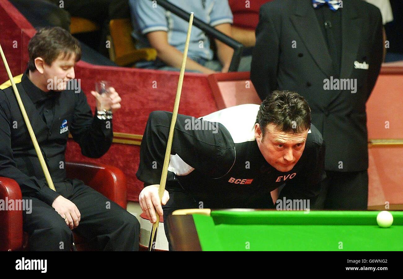 England's Jimmy White in action against England's Barry Pinches (left ...