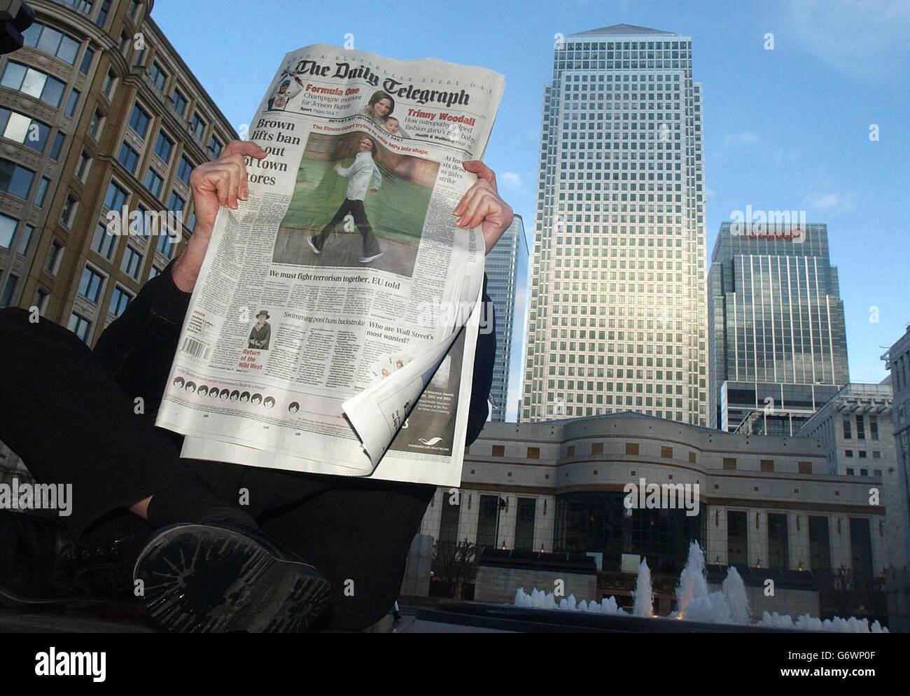 Daily Telegraph offices Canary Wharf Stock Photo - Alamy