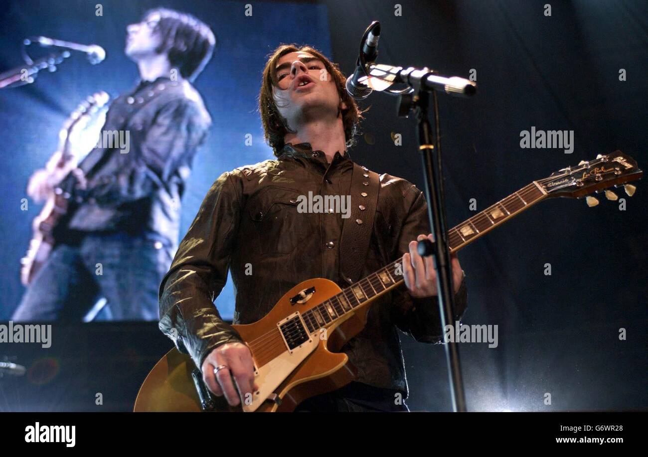 Kelly jones singer hi-res stock photography and images - Alamy