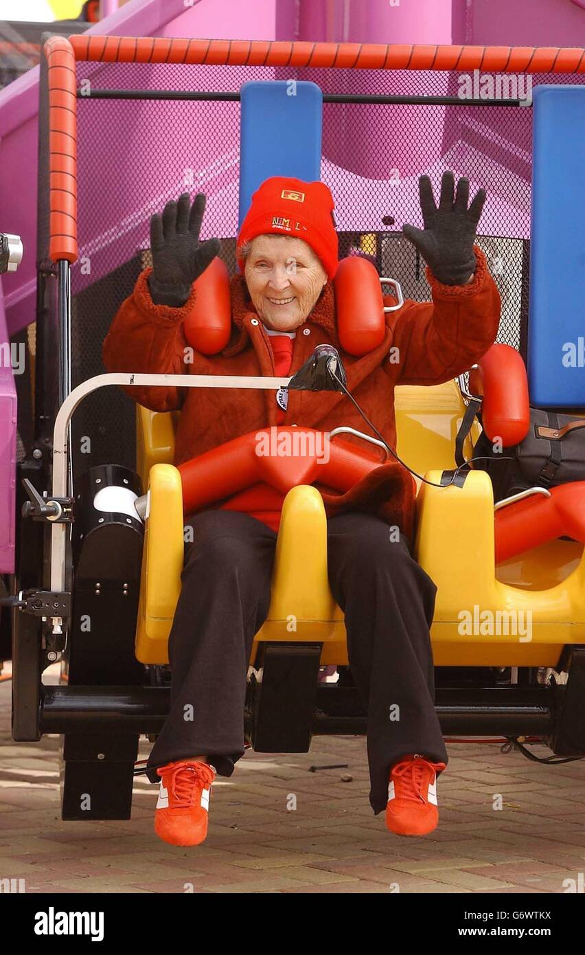 Test pilot year hi-res stock photography and images - Alamy