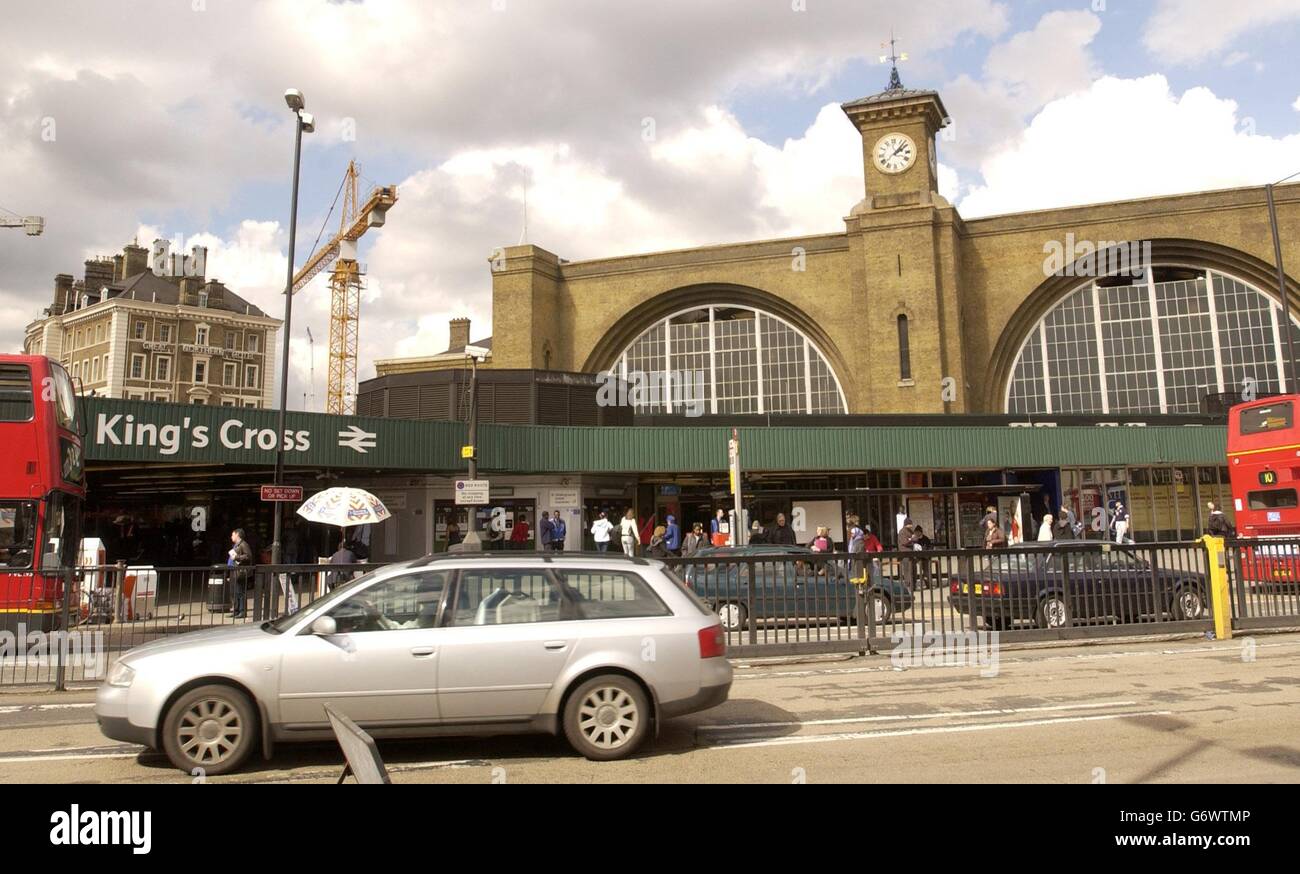 Lewis cubitt the metropolitan line hi-res stock photography and images ...