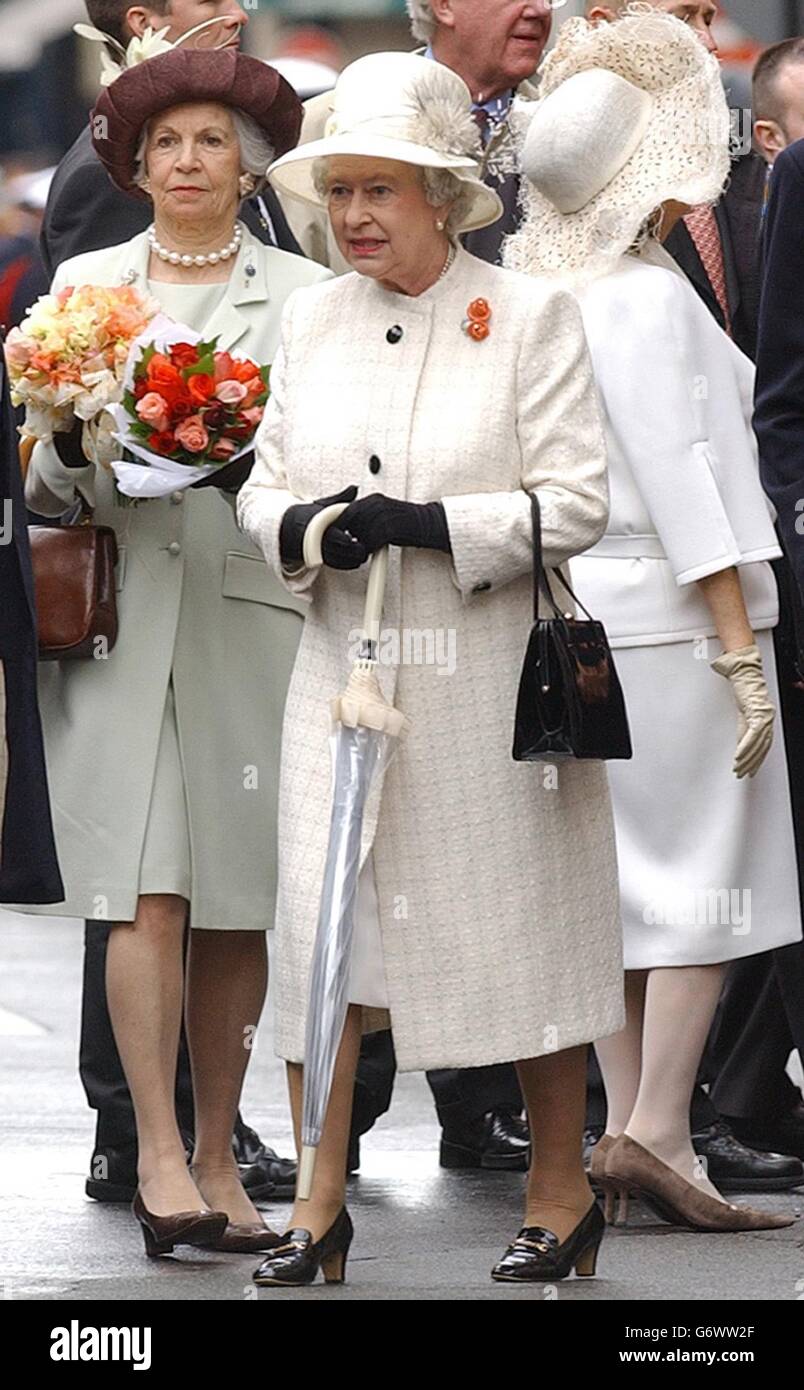 Royalty - Queen Elizabeth II State Visit to France Stock Photo - Alamy