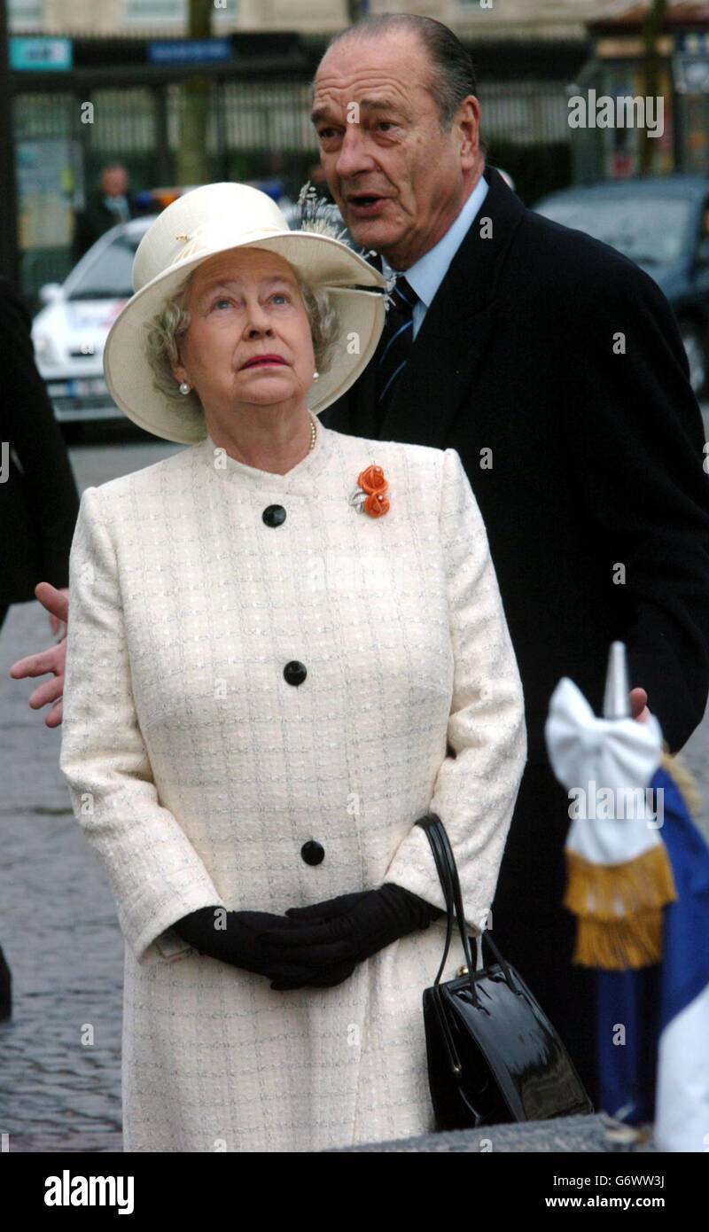 Queen elizabeth ii state visit to france hi-res stock photography and ...