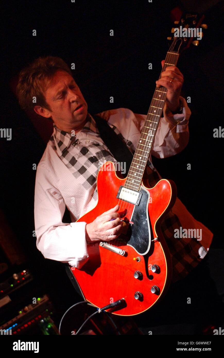 Andy summers hi-res stock photography and images - Alamy