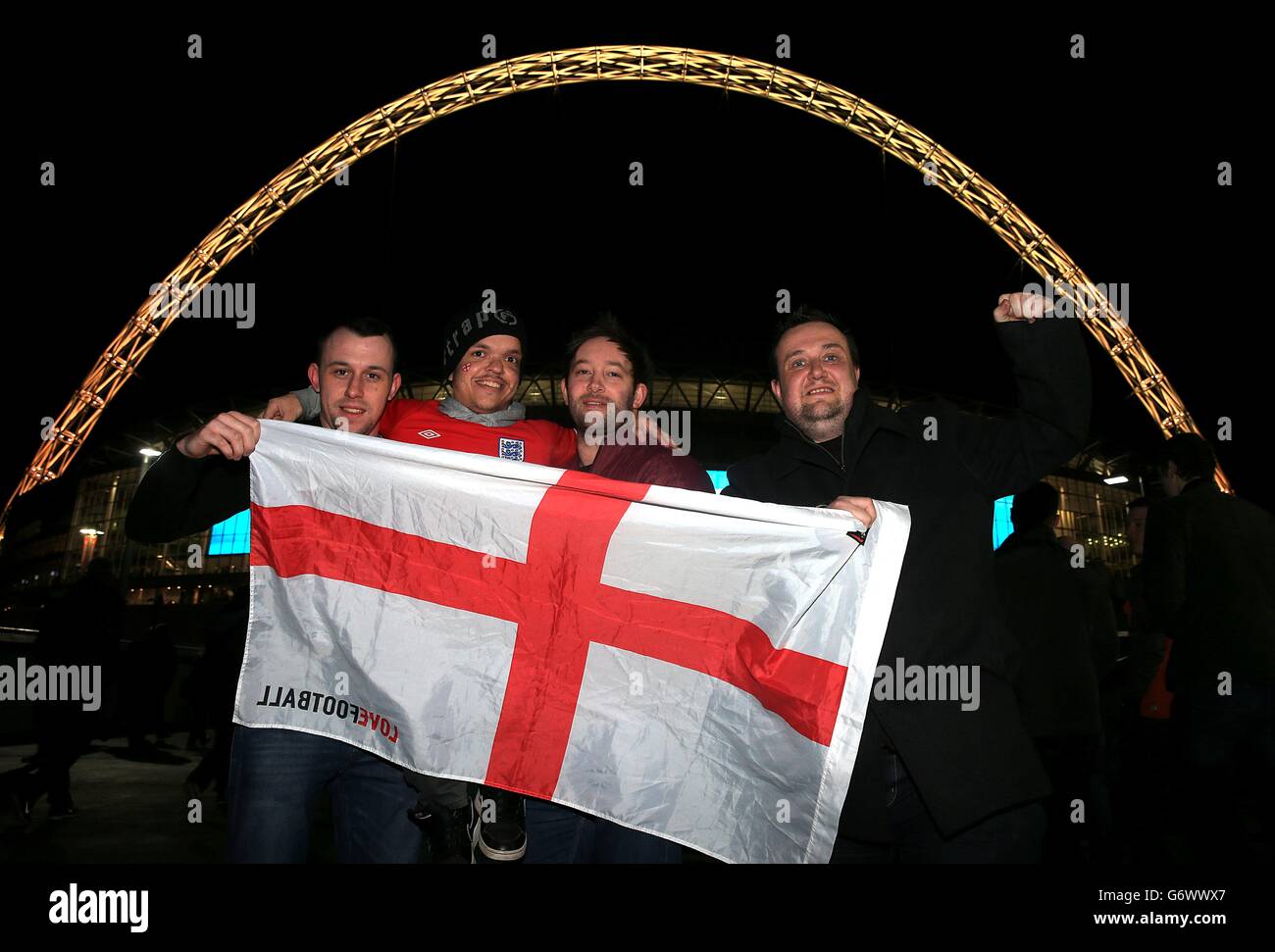 England fans wembley flag hi-res stock photography and images - Alamy