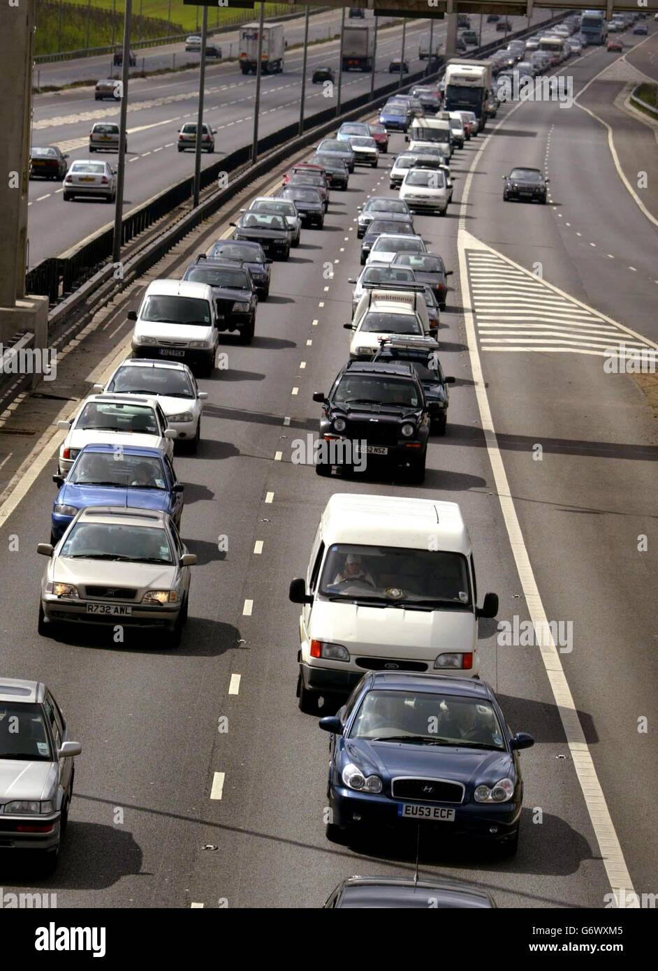 Traffic queues develop near stansted hi-res stock photography and ...