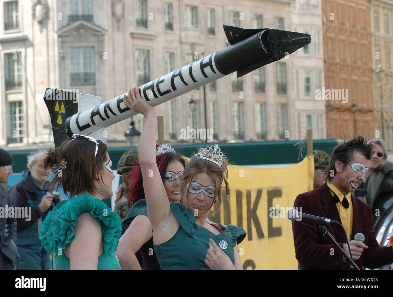 Aldermaston 2004 event Stock Photo - Alamy