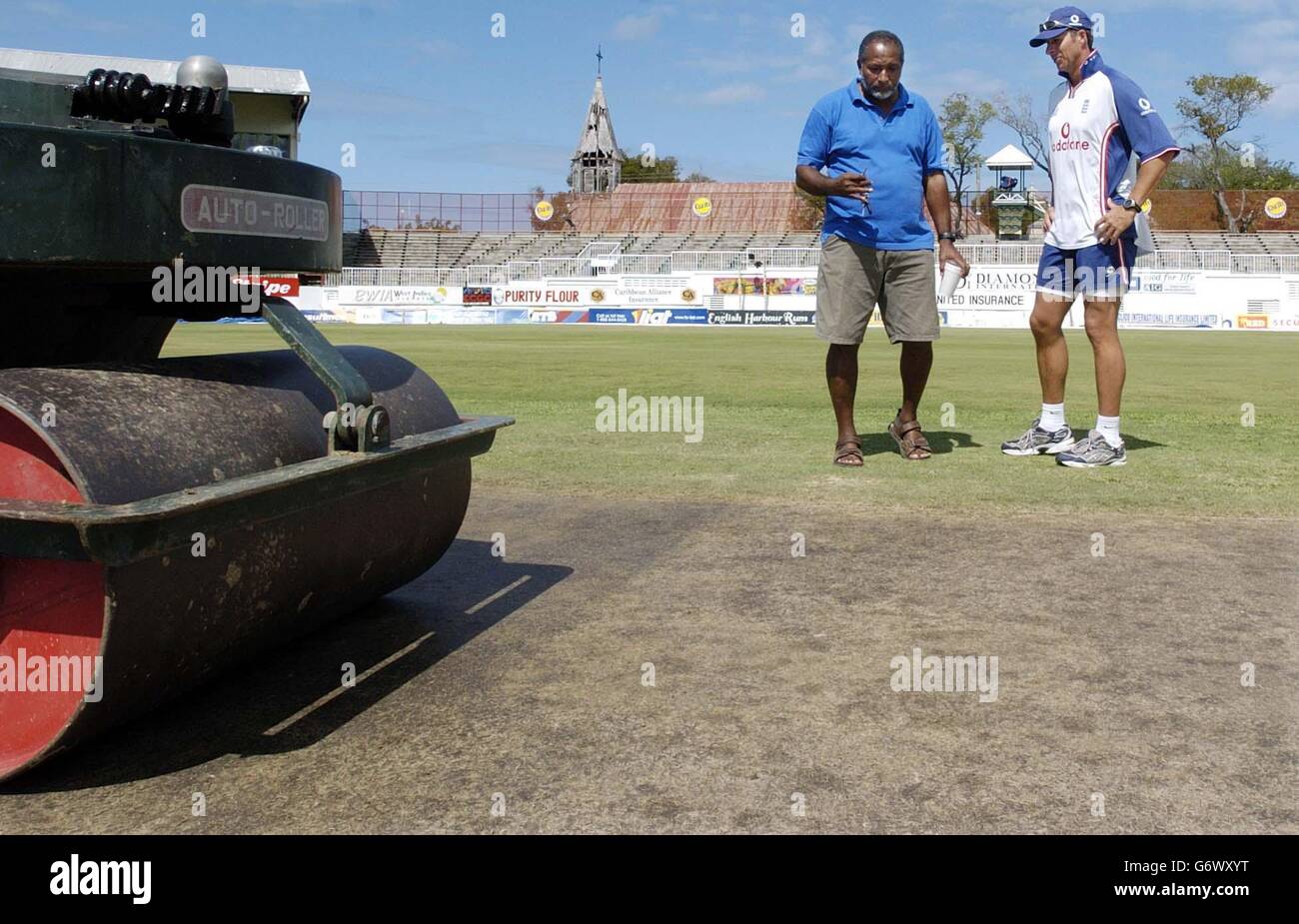 Andy roberts cricket hi-res stock photography and images - Alamy