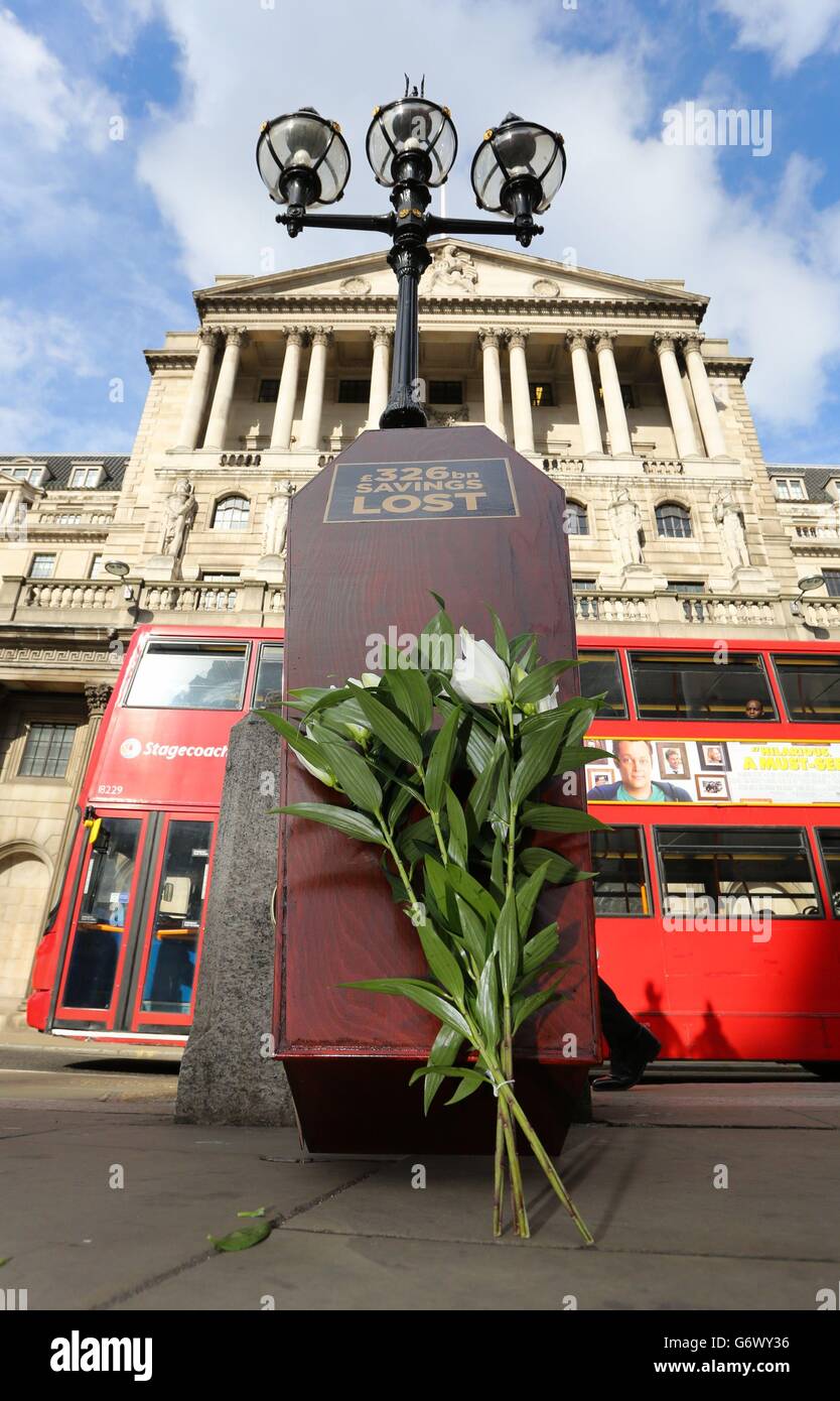 Economy rates procession hi-res stock photography and images - Alamy