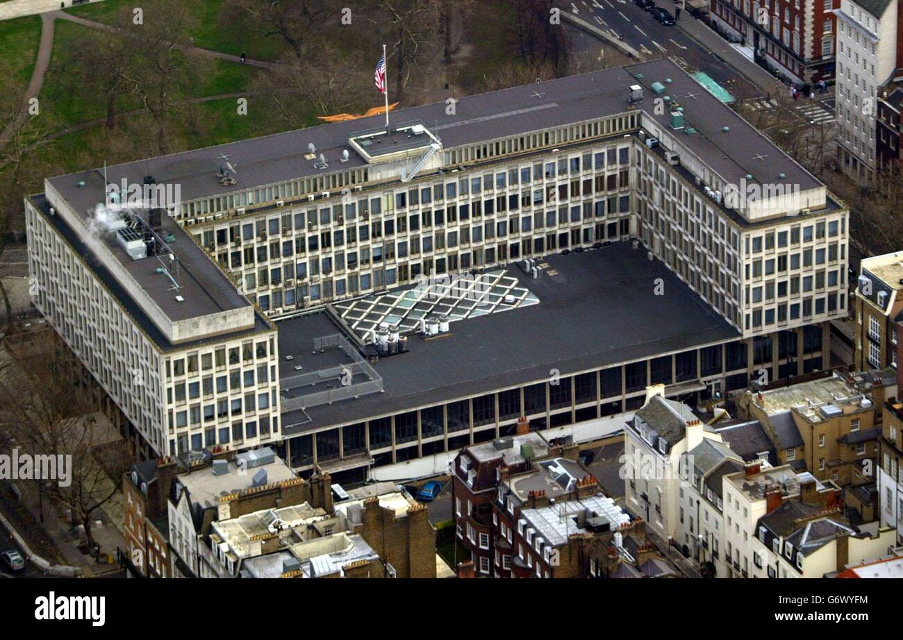 The american embassy in londons grosvenor square hi-res stock ...