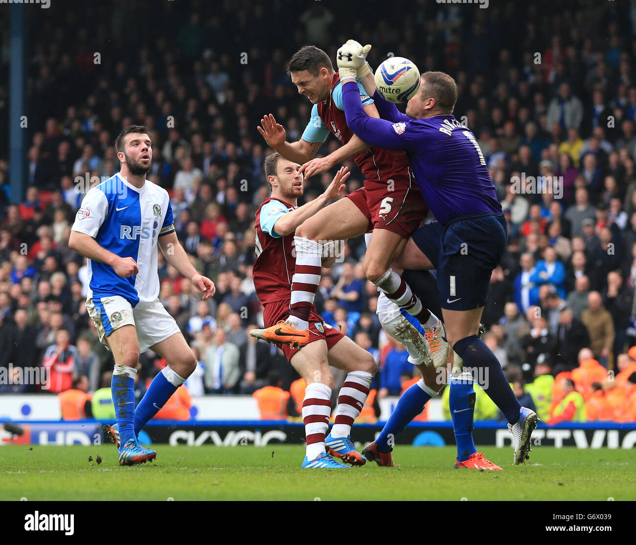 Sport football paul robinson hi-res stock photography and images - Alamy