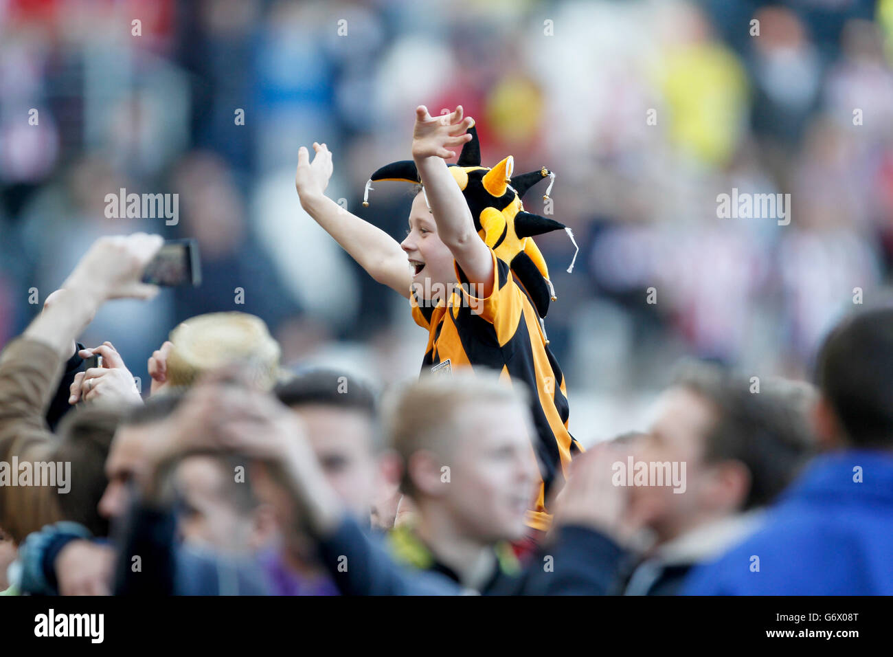 Soccer - FA Cup - Sixth Round - Hull City v Sunderland - KC Stadium. A ...