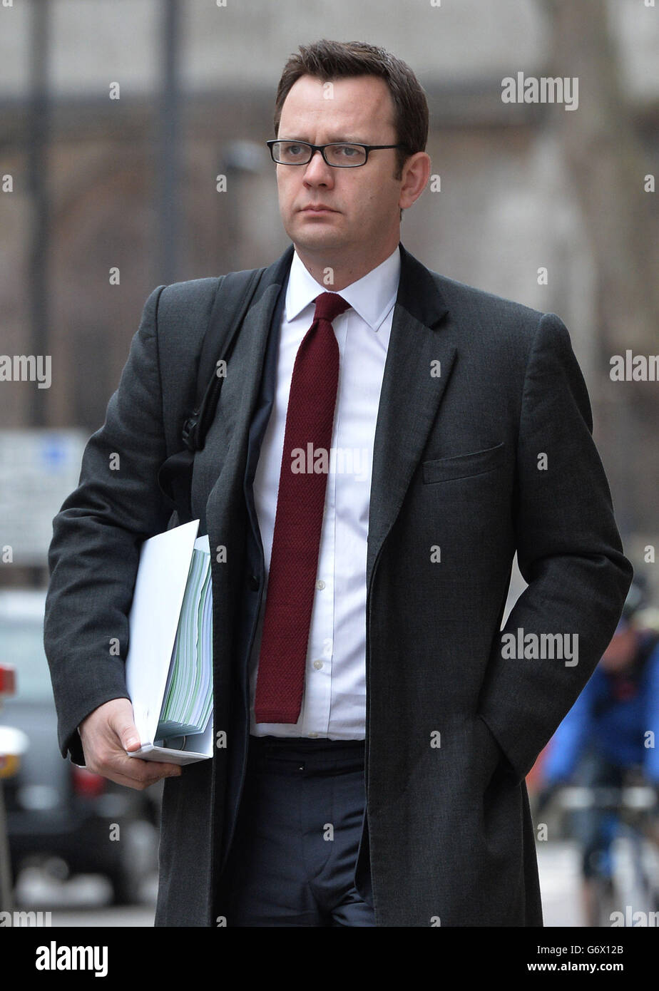 Former News of the World editor Andy Coulson arrives at the Old Bailey ...