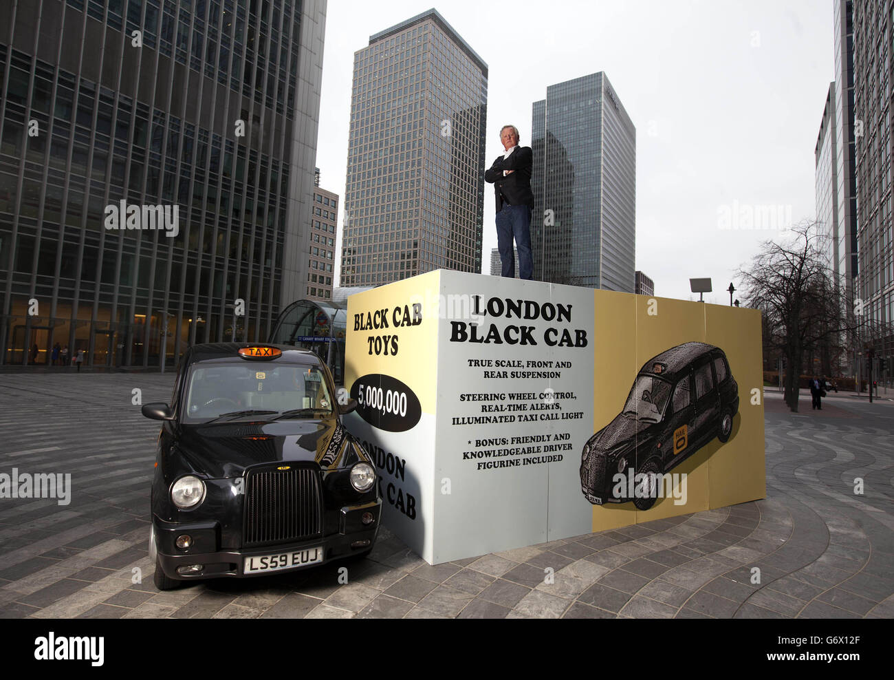 Knowledgeable hi-res stock photography and images - Alamy