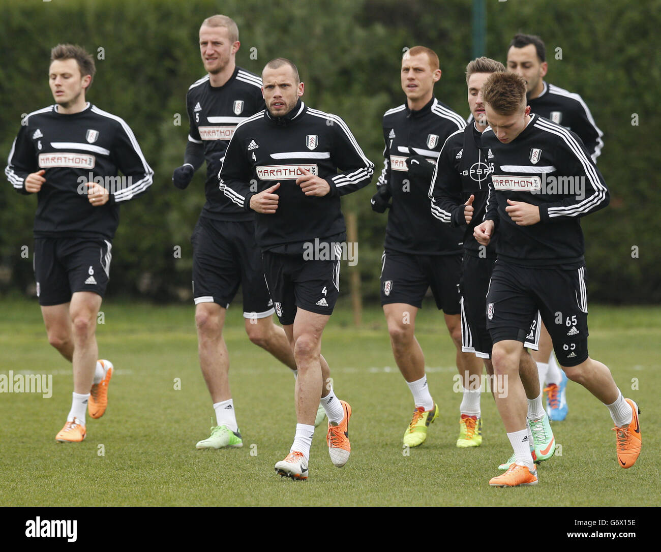 Soccer fulham hi-res stock photography and images - Alamy