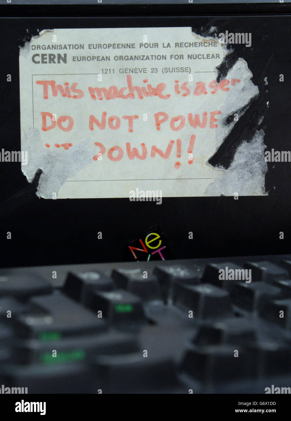 Tim berners lee world wide web 1989 hi-res stock photography and images ...