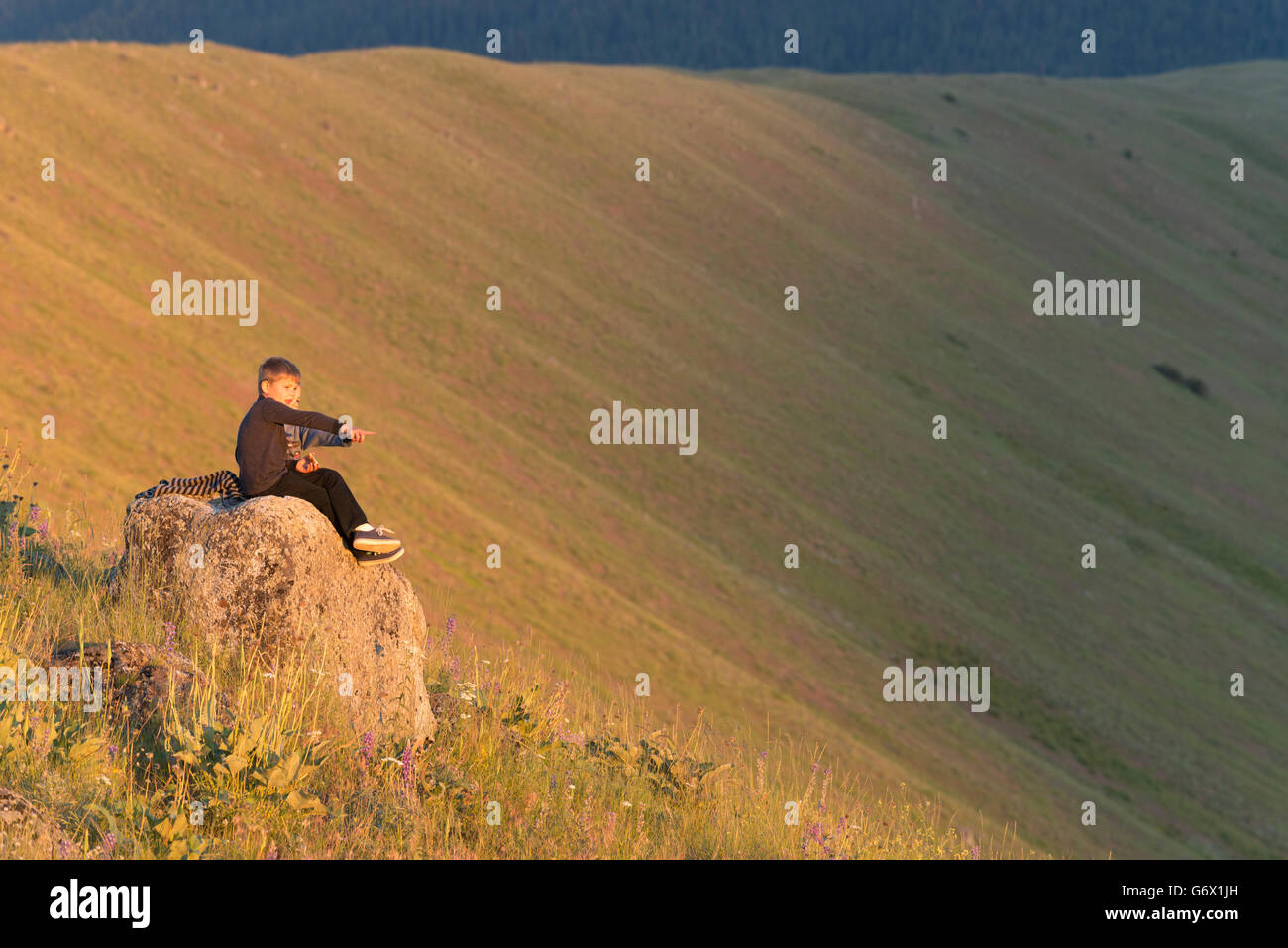 Boys in the lake hi-res stock photography and images - Alamy