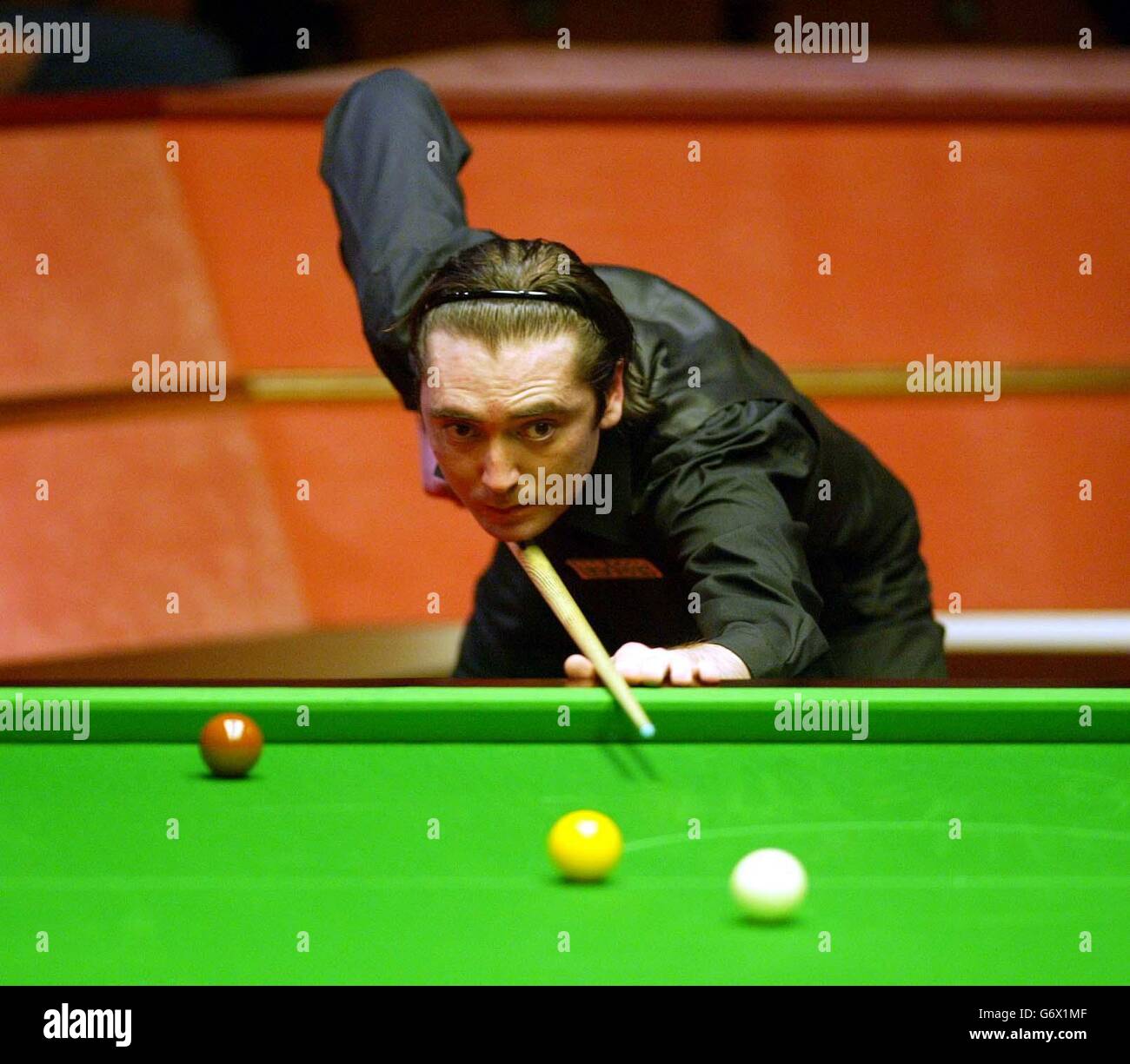 Chris Small in action against Scotland's Alan McManus on the opening ...