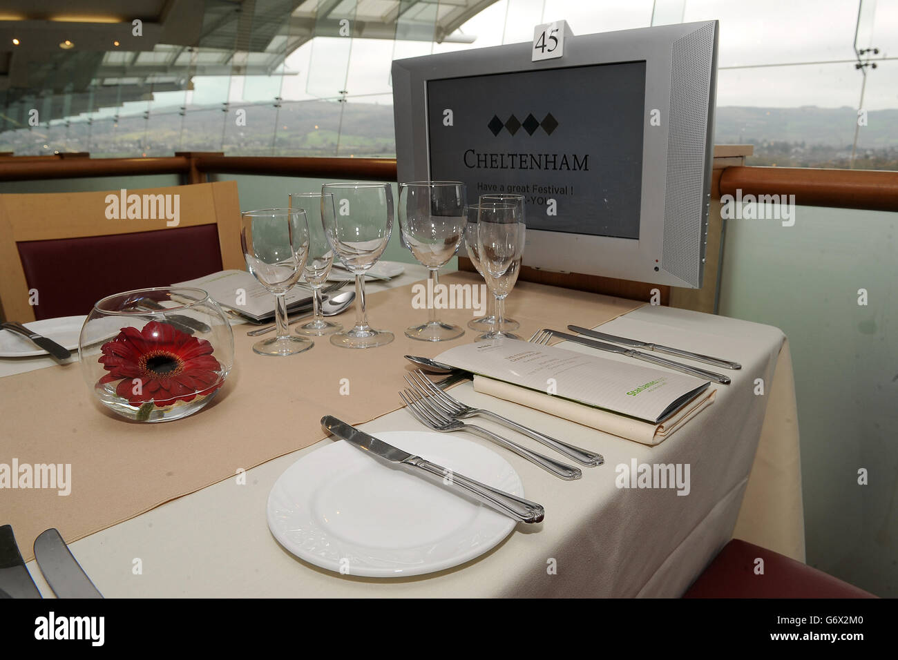 Panoramic restaurant cheltenham hi-res stock photography and images - Alamy