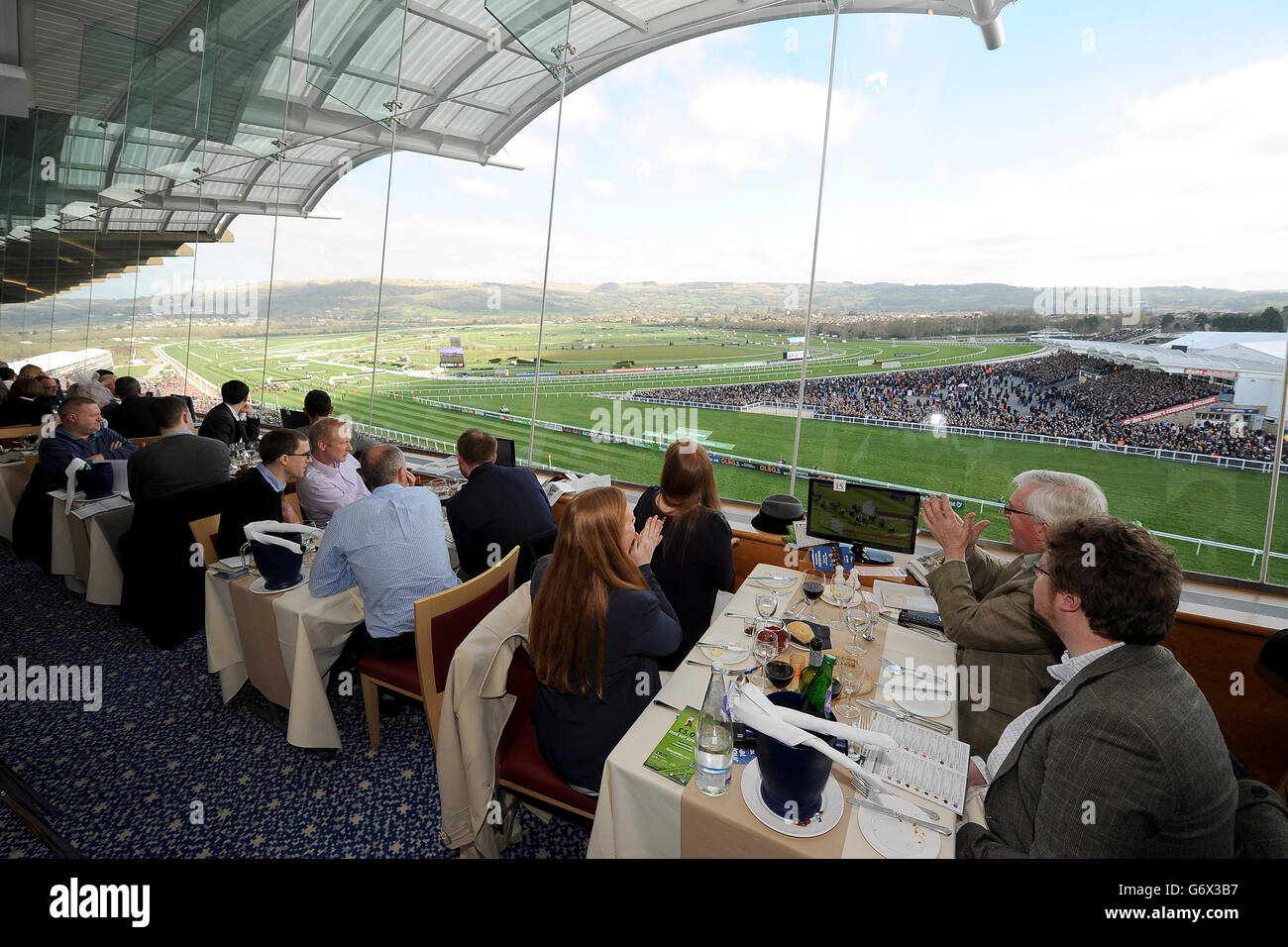 Panoramic restaurant cheltenham hi-res stock photography and images - Alamy