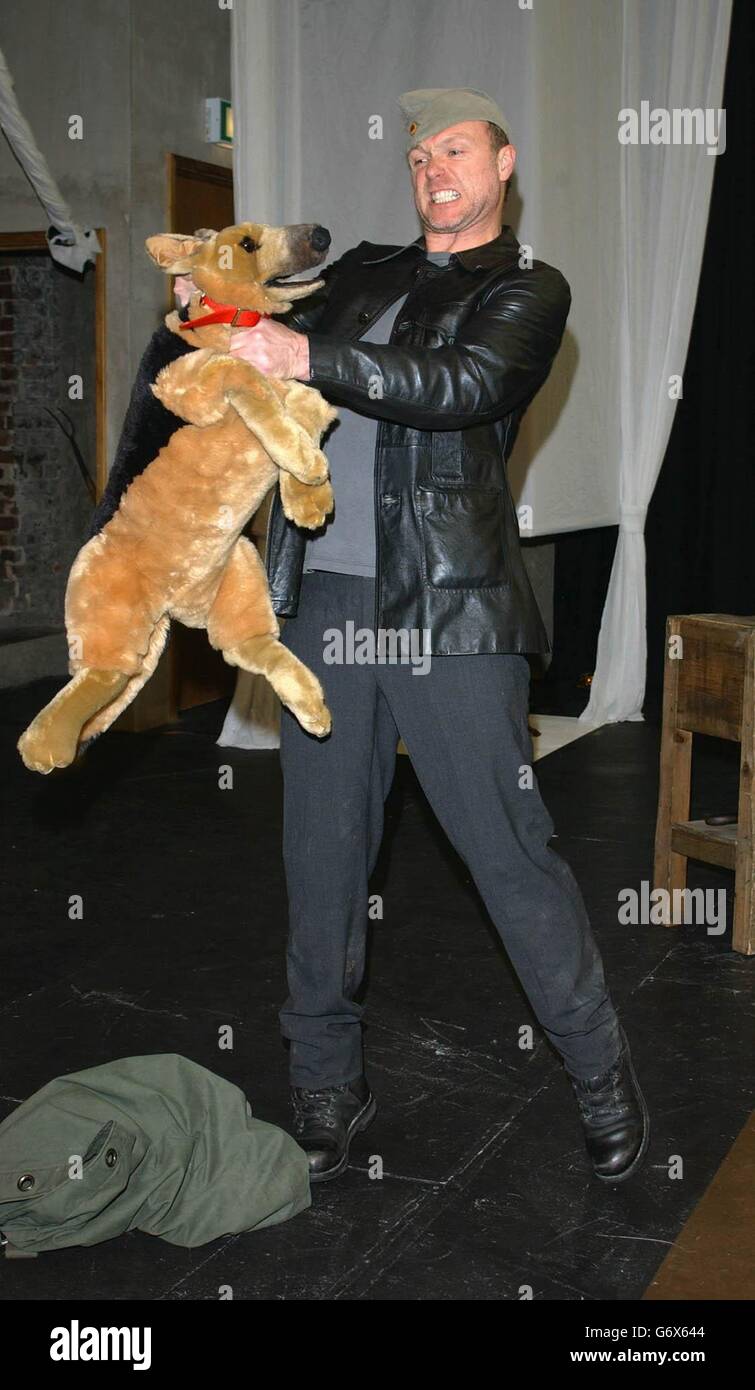 Mernier chocolate factory theatre hi-res stock photography and images ...