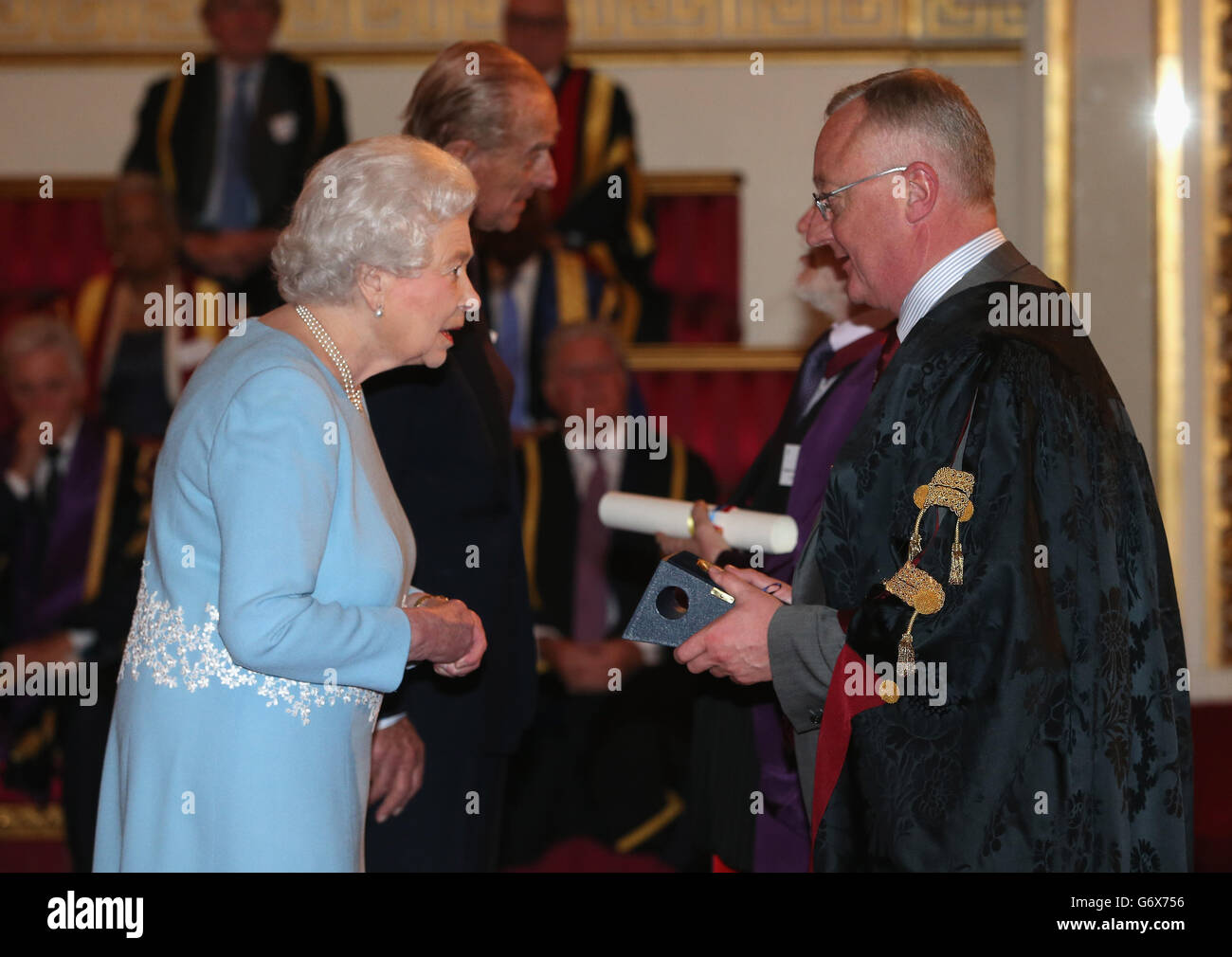 Queen Elizabeth II presents a Queen's Anniversary Prize for Higher and ...