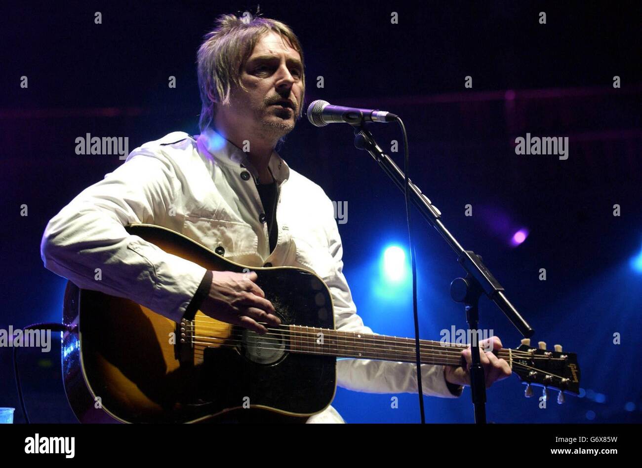 Singer Paul Weller performs live on stage during 'The Who And Friends ...