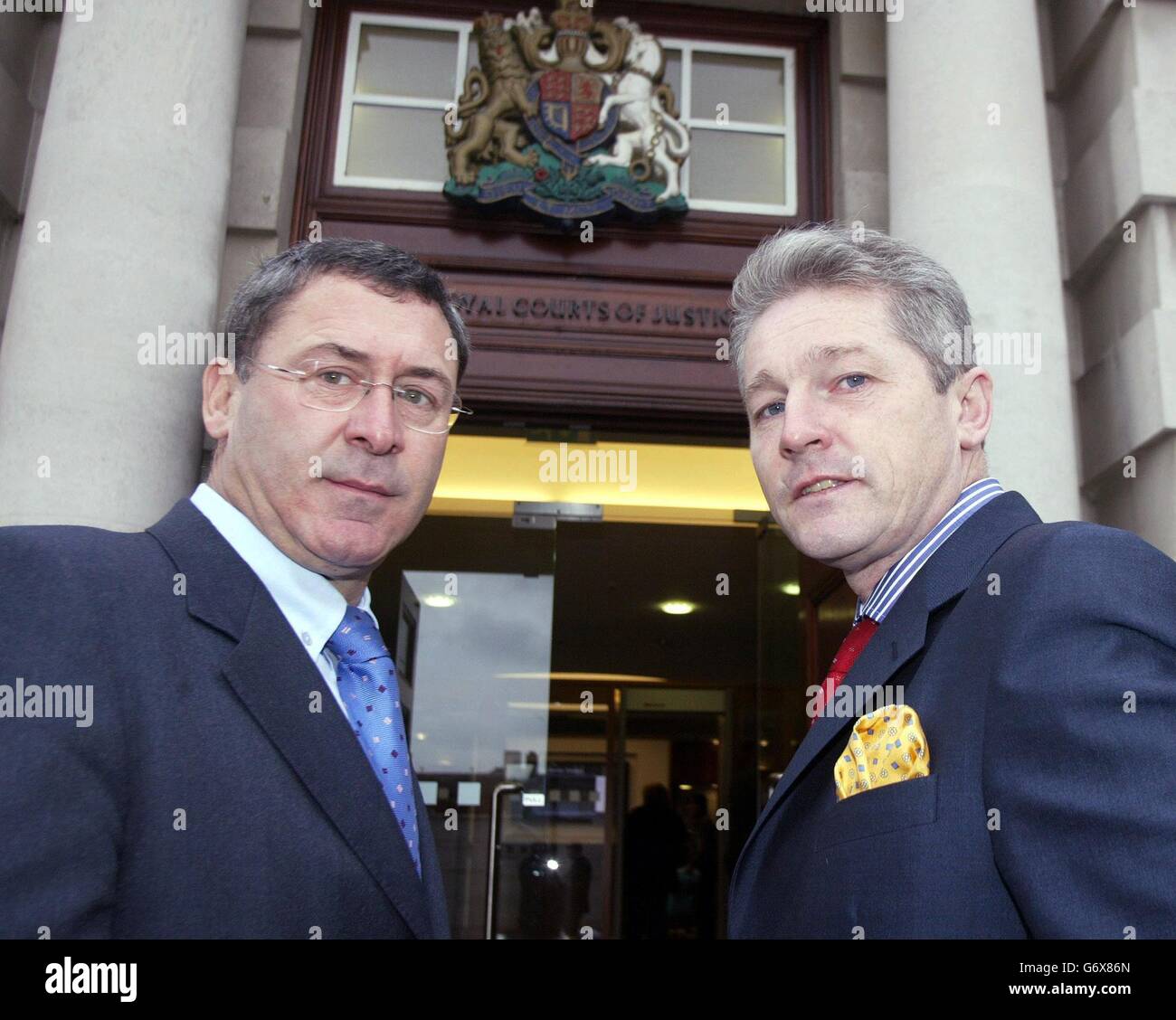 Colonel tim collins right leaves belfast high court hi-res stock ...