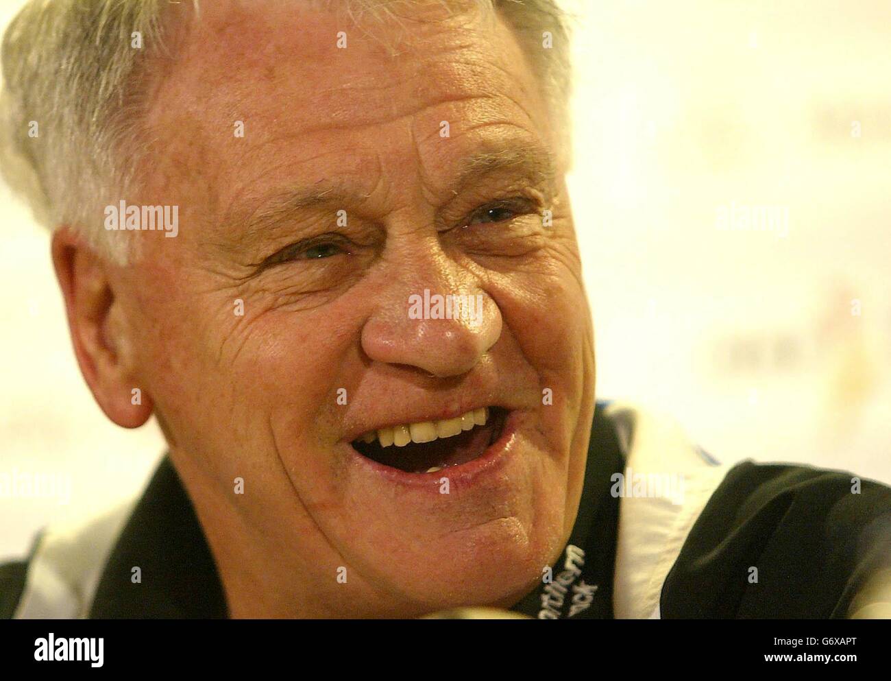 Sport football head shoulders speaking smiling sir bobby ...