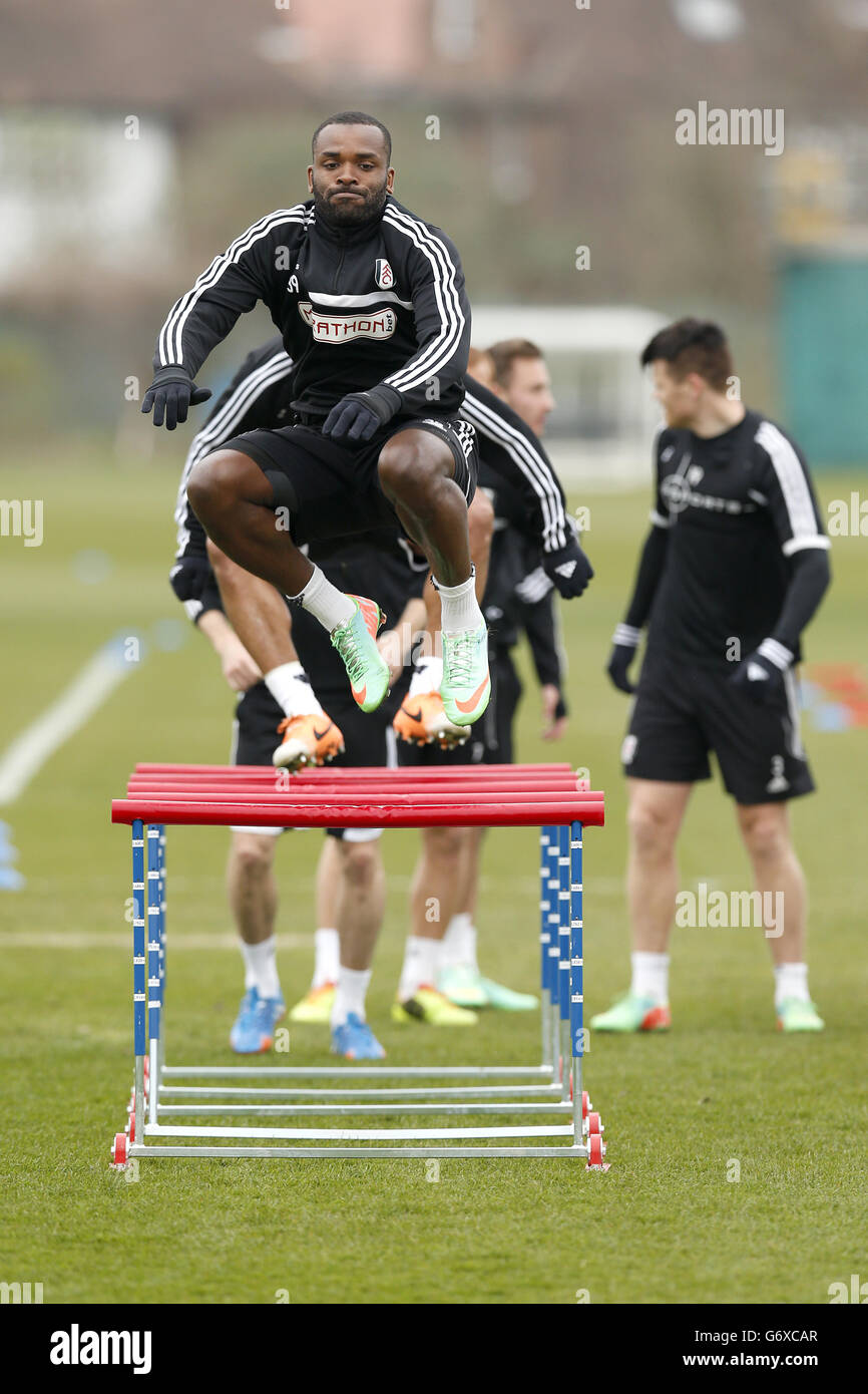 Fulham open training session hi-res stock photography and images - Alamy